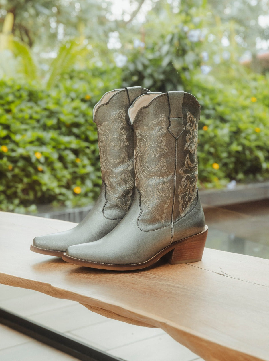 Botas